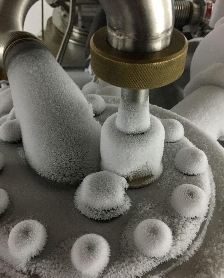 Helium Filling Service - cryotech.co.in